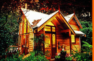 Treehouse Cottage - Dandenong Ranges Accommodation Olinda Melbourne ...