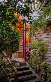 Treehouse Cottage - Dandenong Ranges Accommodation Olinda Melbourne ...